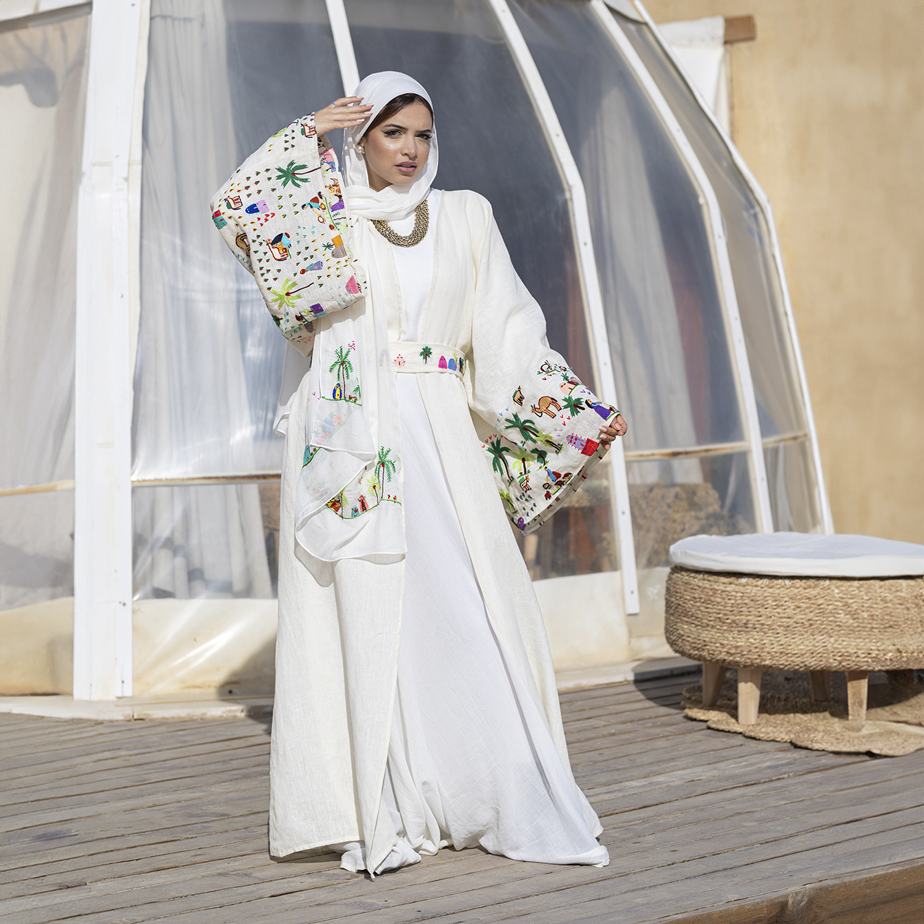 Embroidered linen Jalabiya JL006. قفطان كتان مطرز – BADDARA