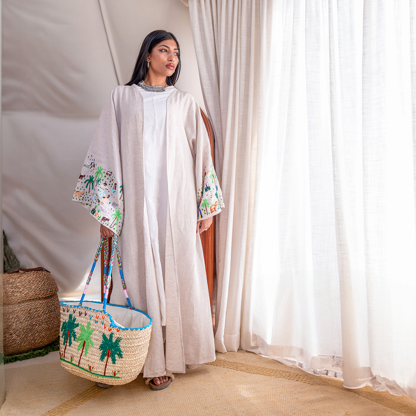 Embroidered linen Jalabiya JL007. قفطان كتان مطرز – BADDARA