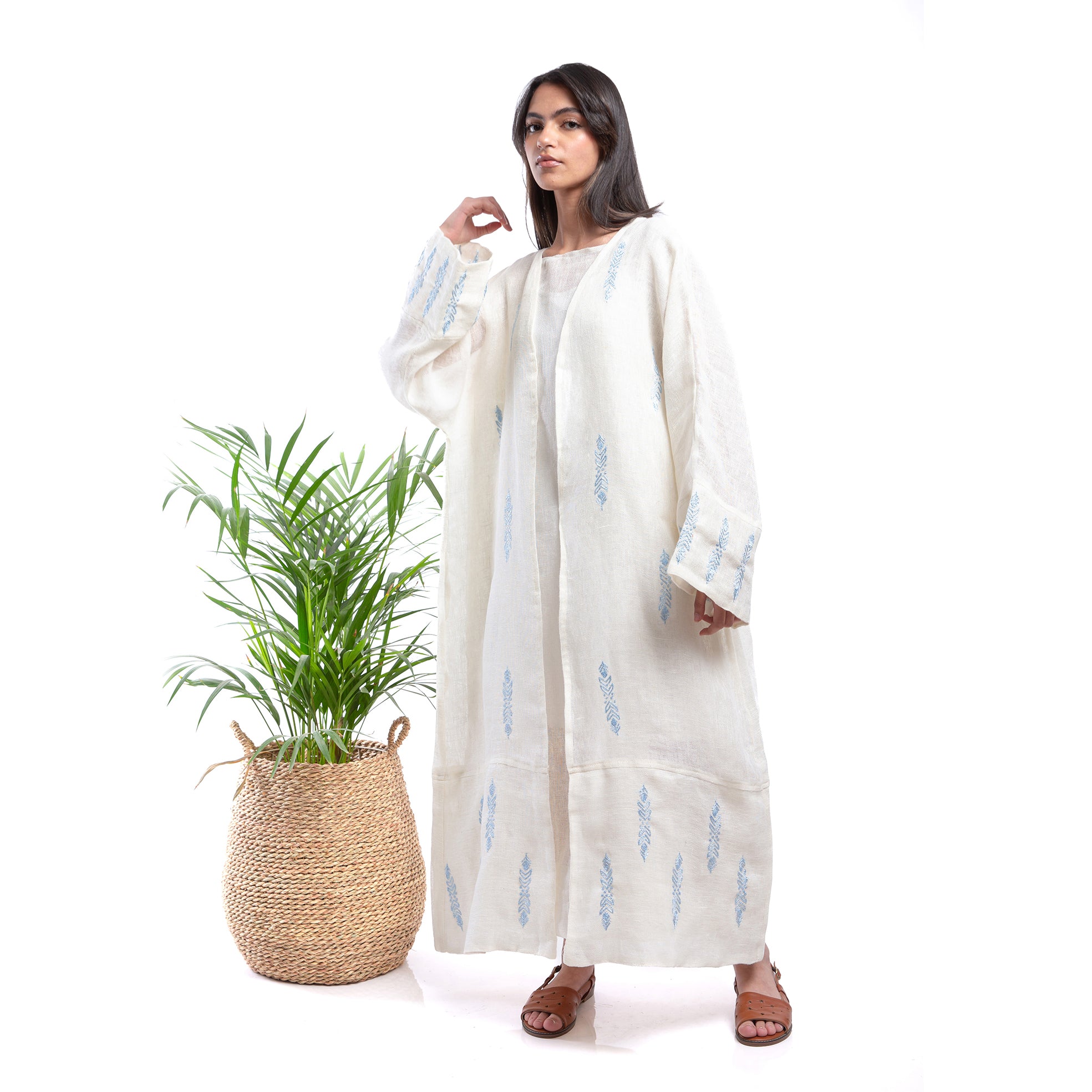 Embroidered linen Jalabiya JL001. قفطان كتان مطرز – BADDARA