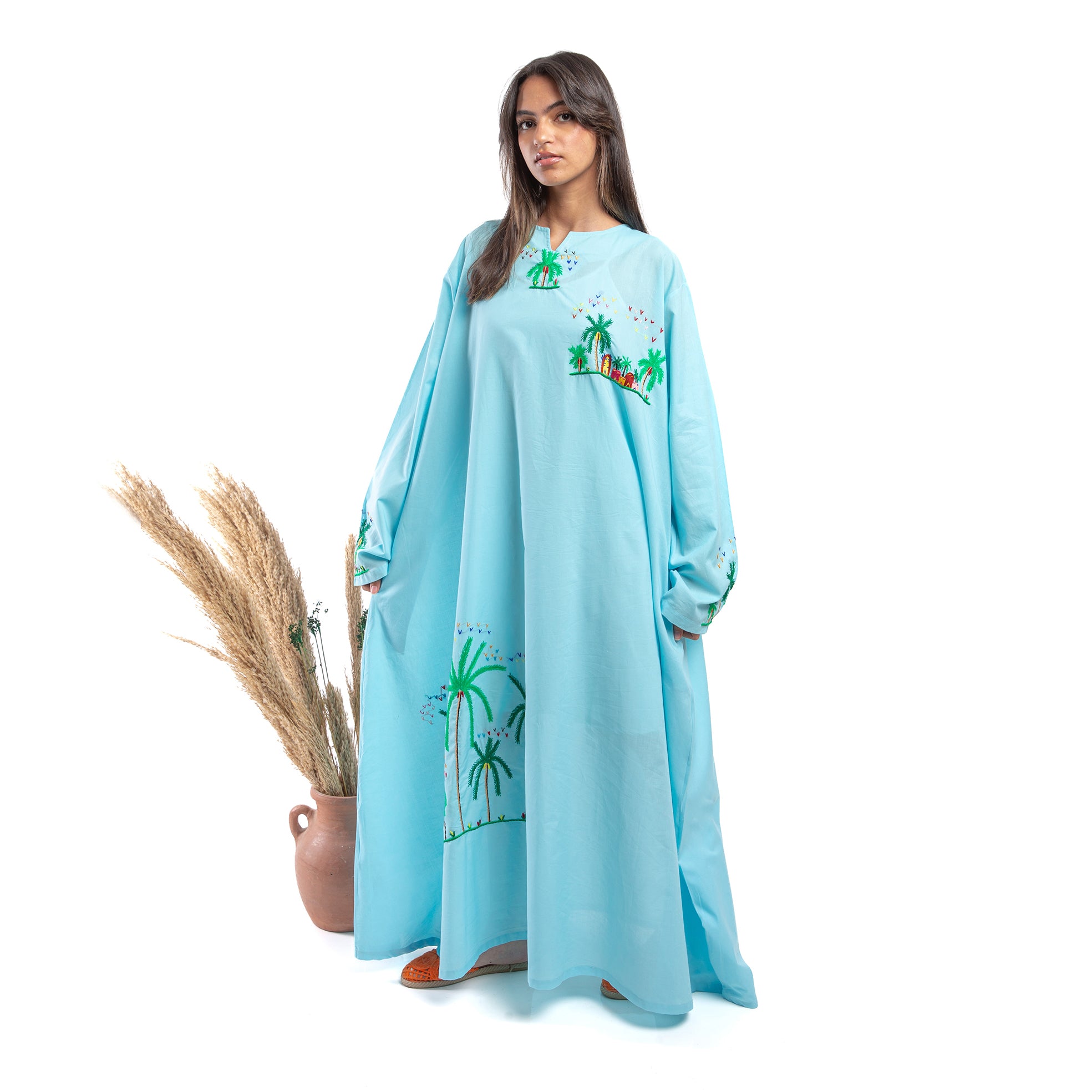 Embroidered Linen Jalabiya JL369. جلابية كتان مطرز – BADDARA