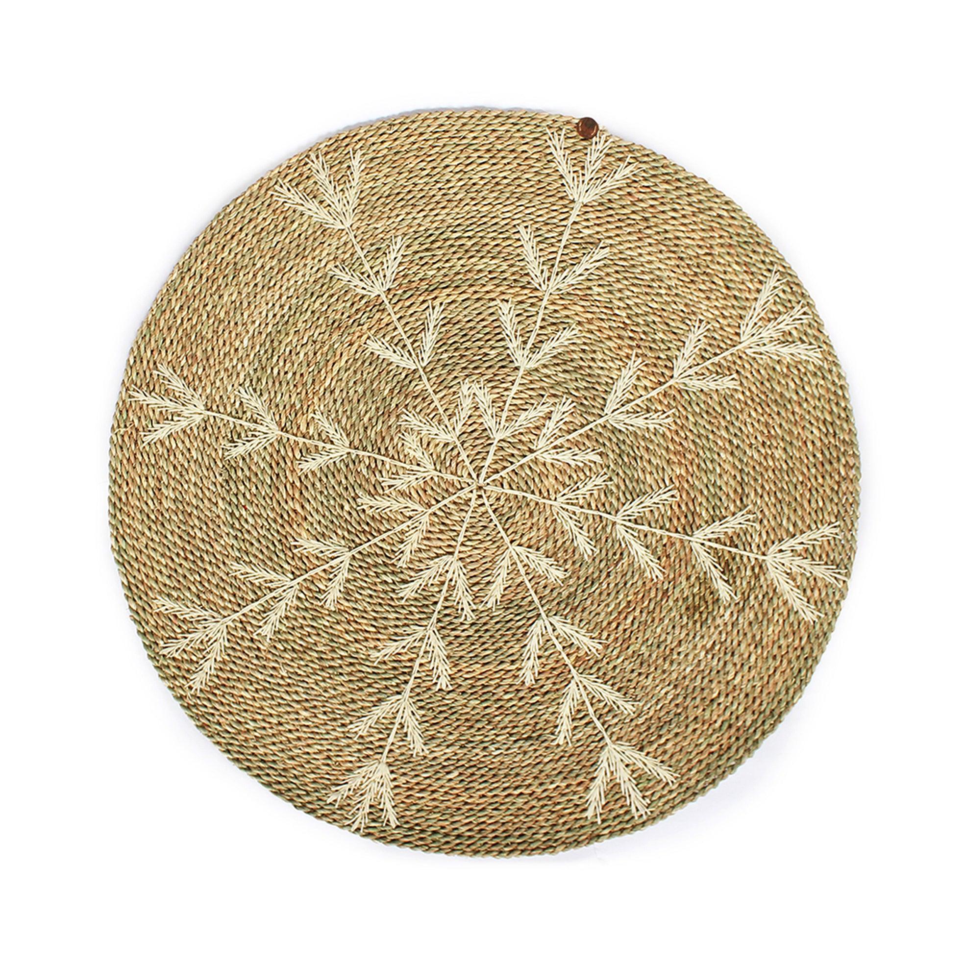 Embroidered Halfa carpet سجاده حلفا مطرزة – BADDARA